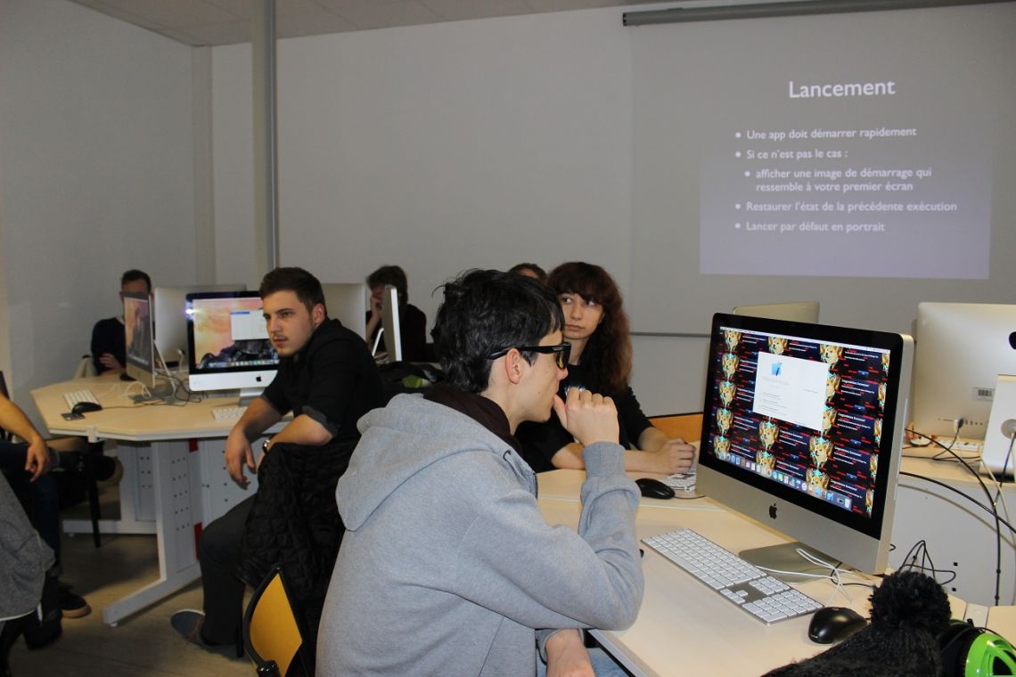 Hackathon, le marathon du geek | L'ACTU de l'Université Marie et Louis Pasteur